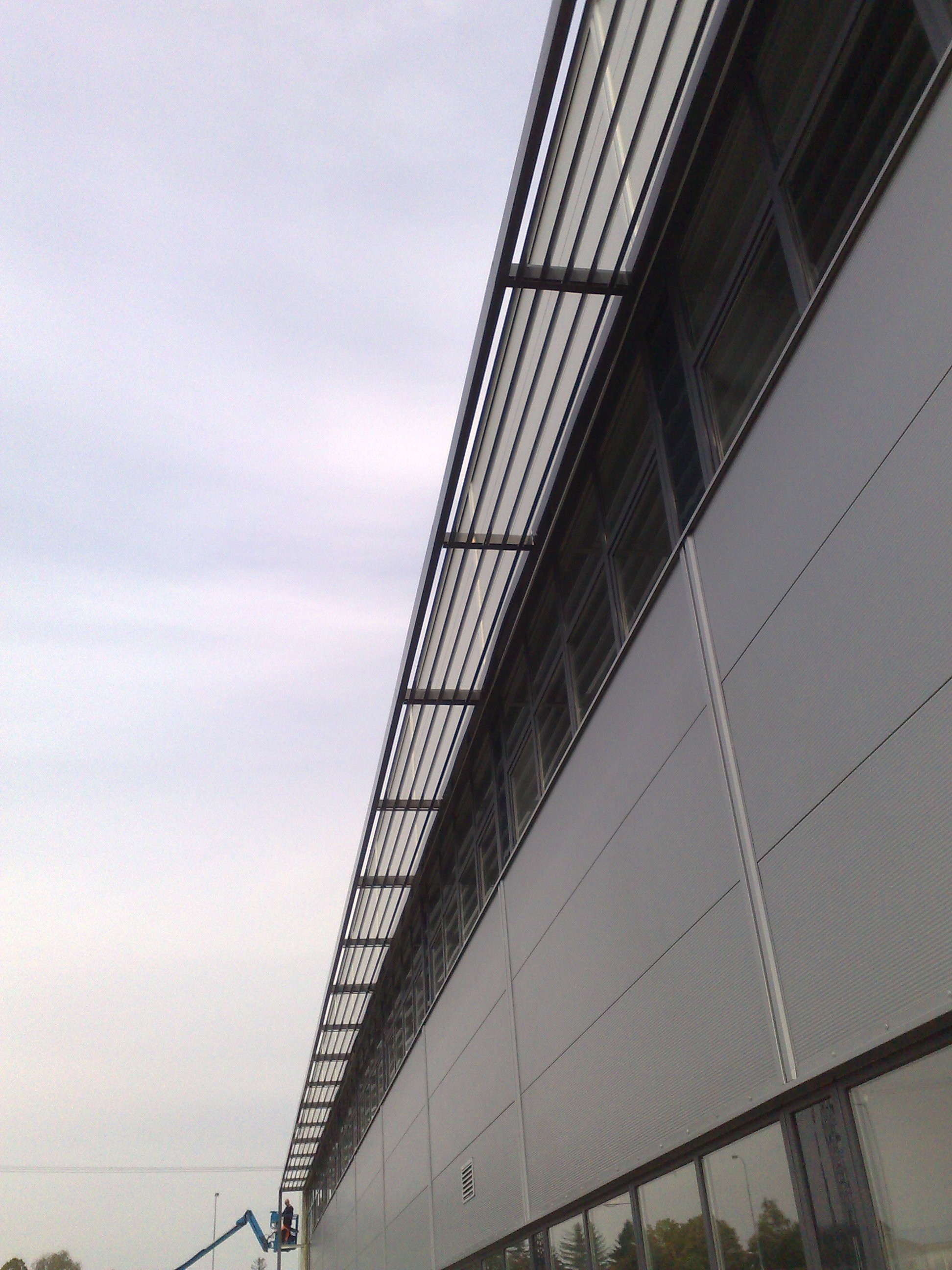 Vertical sun protection blades • Alaris