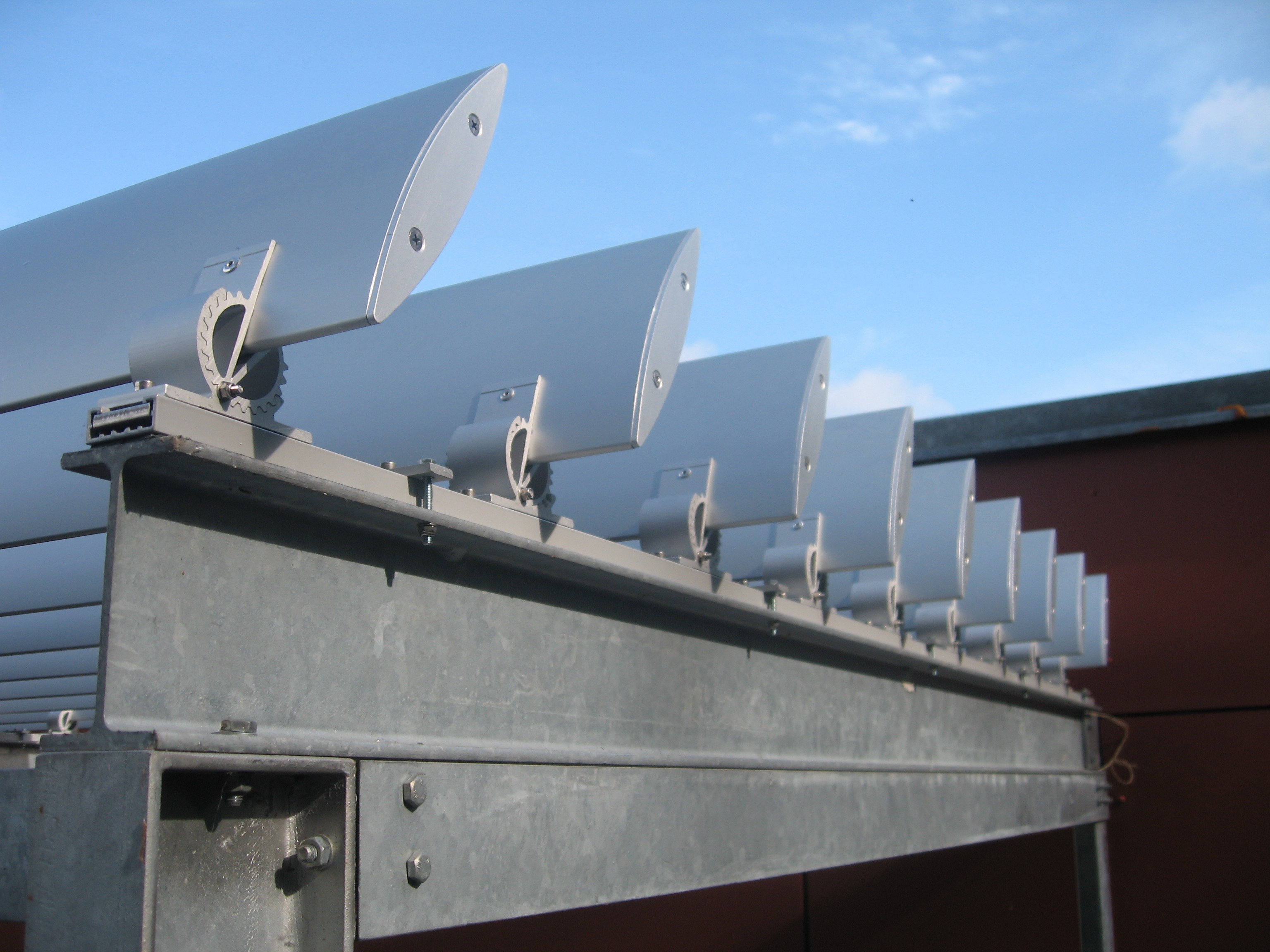 Vertical sun protection blades • Alaris